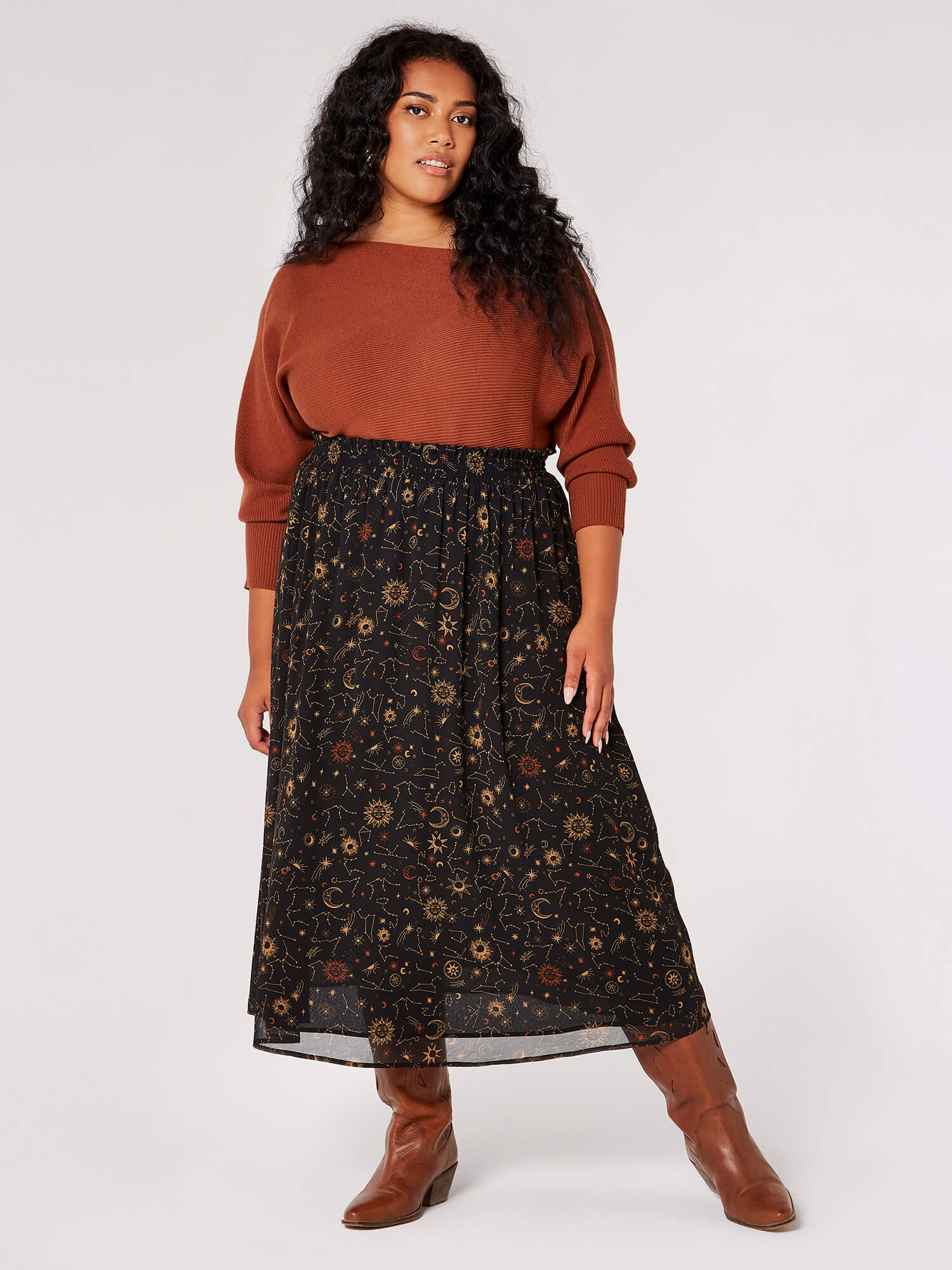 Curve Constellation Midi Skirt | Apricot Clothing